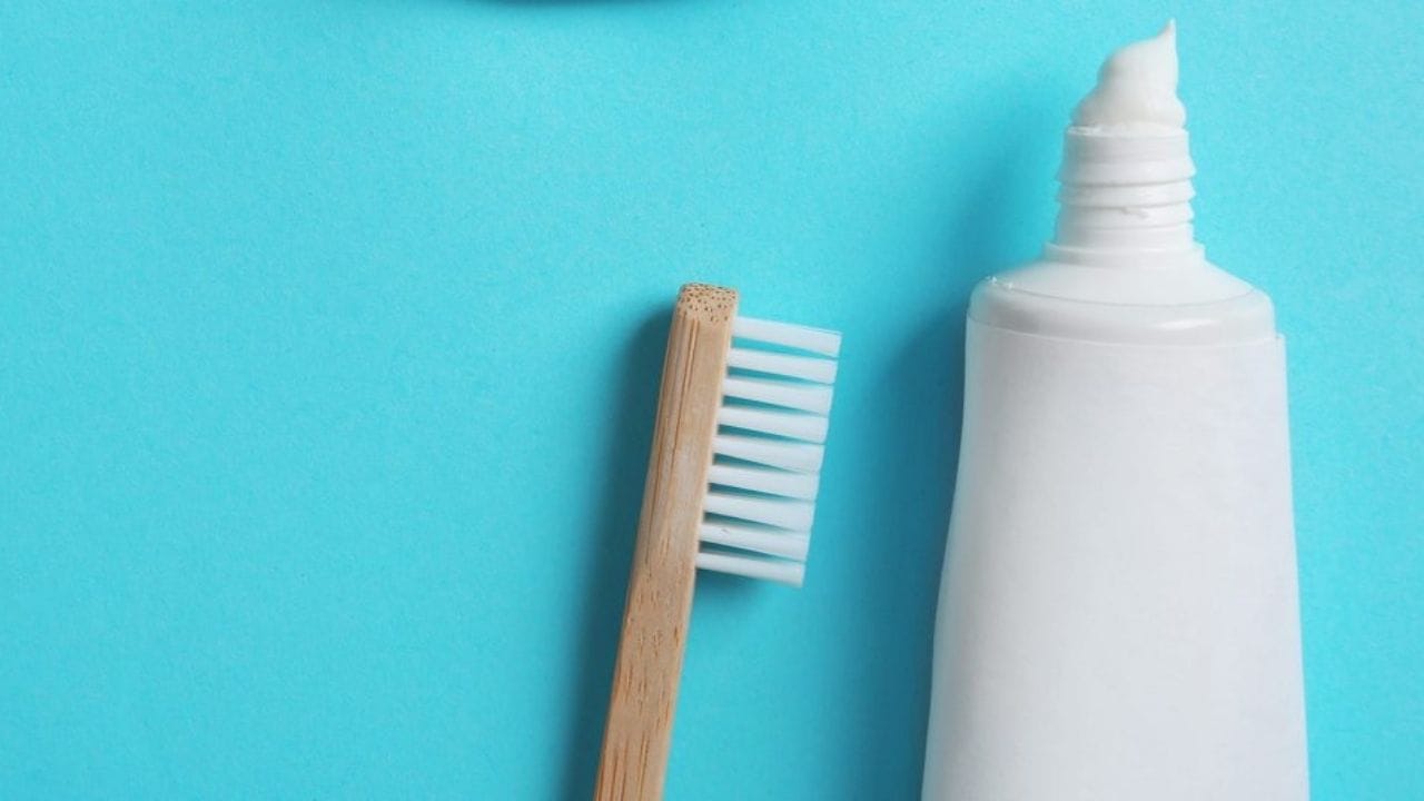 Toothpaste Usage: শুধু দাঁত মাজার ক্ষেত্রেই না, বাড়ির এই সব কাজেও ...