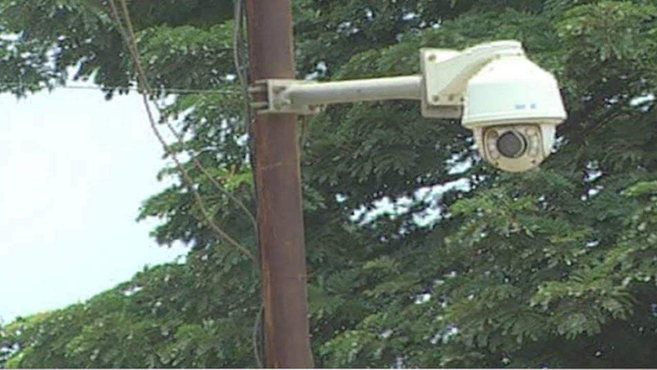 CCTV Camera: কয়েক বছর যেতে না যেতেই নষ্ট শহরের একাধিক সিসিটিভি, দায় ...