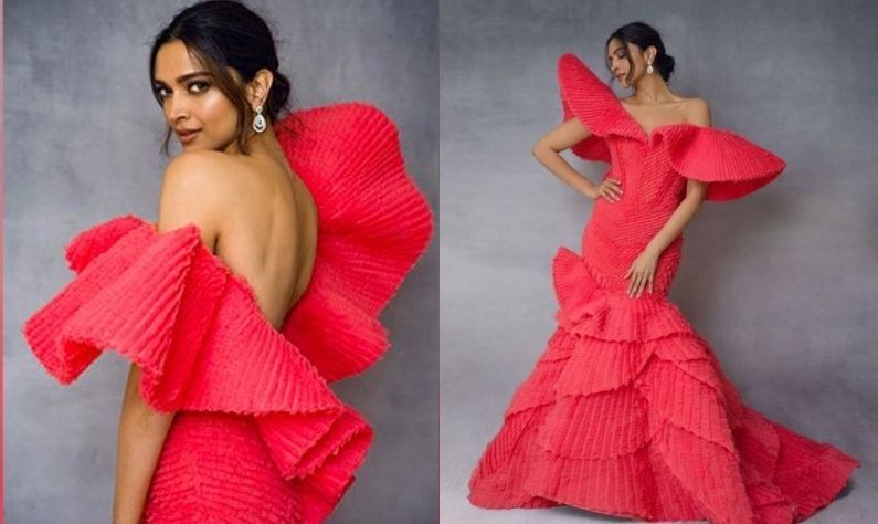 Deepika Padukone: ছবির প্রচারে গিয়ে লাল লেয়ারড গাউনে সকলের মন জয় ... Deepika Padukone: ছবির প্রচারে গিয়ে লাল লেয়ারড গাউনে সকলের মন জয় ...