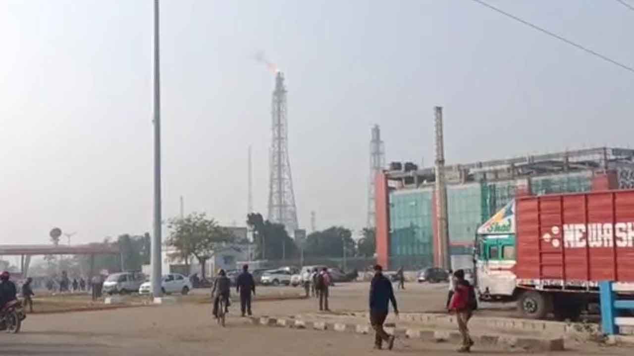 IOCL Fire Update: আতঙ্কের মাঝেই সচল আইওসি, ভয়াবহ অগ্নিকাণ্ডের পর আজ ...