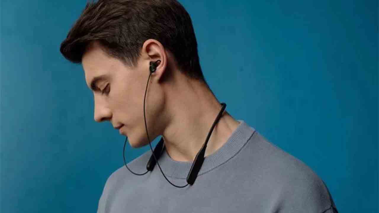 Oppo Enco M32: নেকব্যান্ড স্টাইলের এই ইয়ারফোন লঞ্চ হতে পারে ভারতে ...