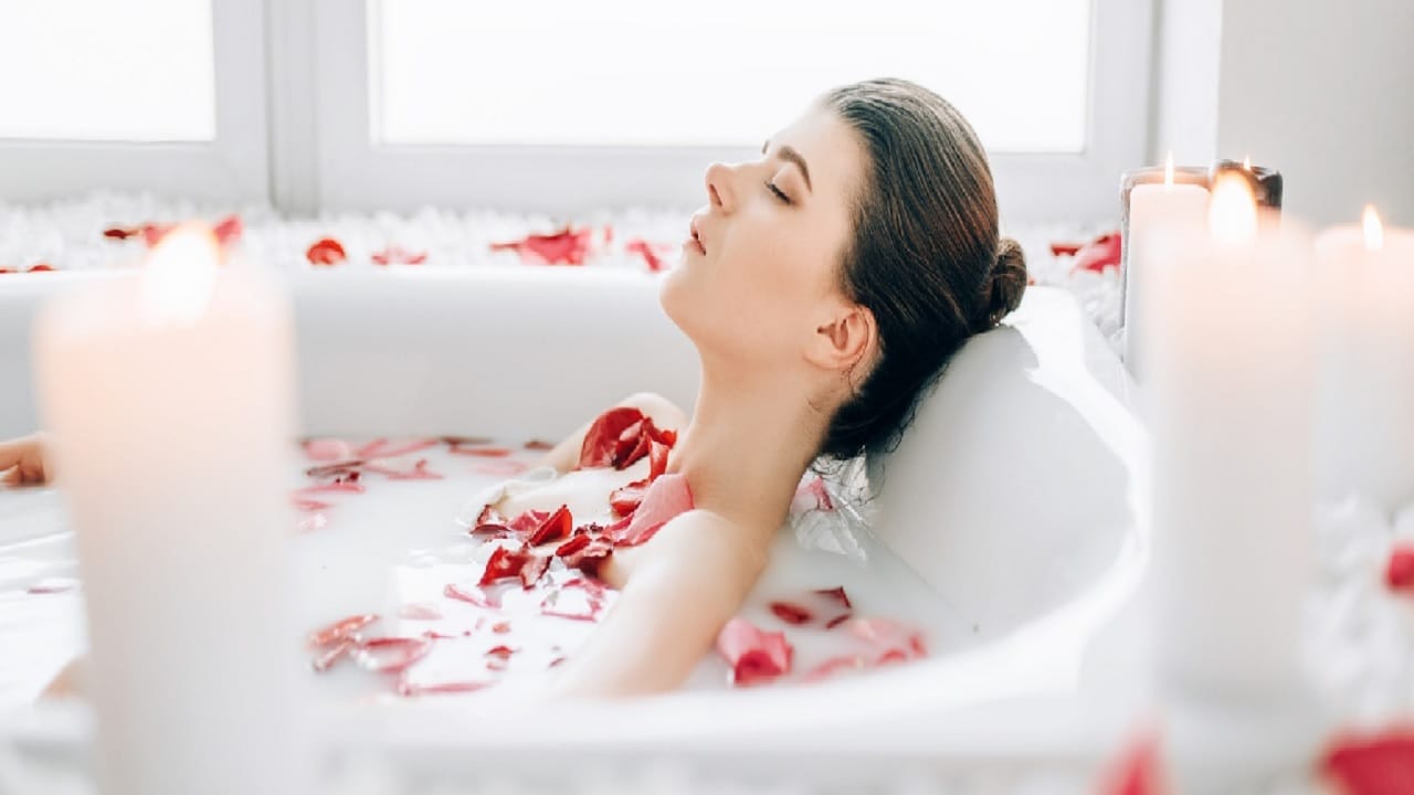 Me time: বছরের প্রথম দিনে প্রথম ট্রিট দিন নিজেকেই! কী ভাবে? রইল দারুণ ...