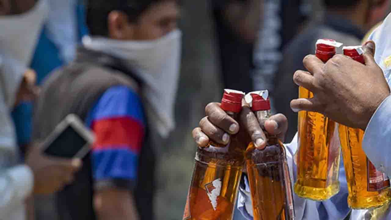 Liquor Sale in West Bengal: মদ বিক্রিতে রাজ্যের রেকর্ড আয়! ৯ দিনে ৬৫০ ...
