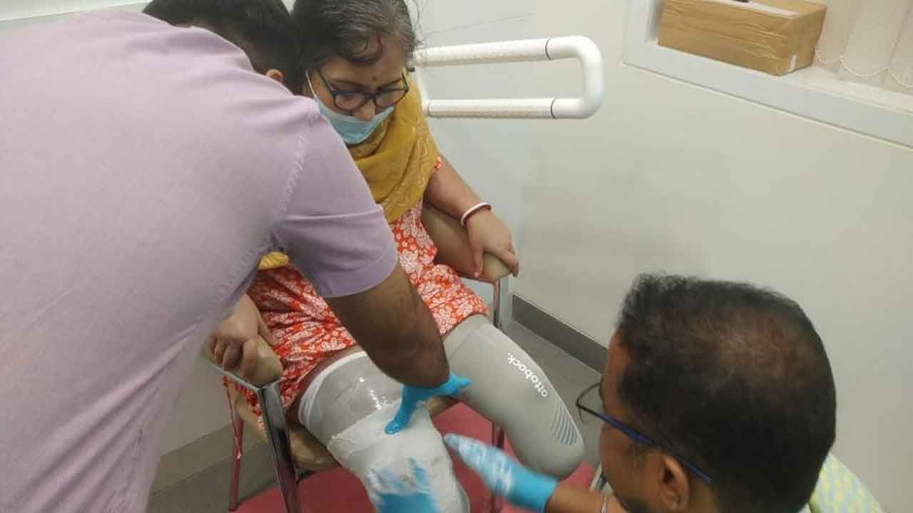 SSKM Hospital: বিস্ময়! করোনার জেরে কাটা গিয়েছে দুটো পা-ই, সেই মহিলাই ...
