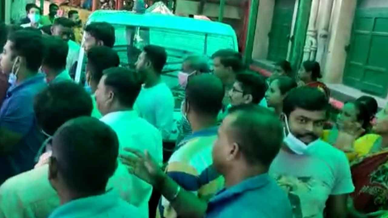 Bongaon Hospital: 'চিৎকার আটকাতে মুখে লিউকোপ্লাস্ট!' প্রসূতির মৃত্যুতে ...