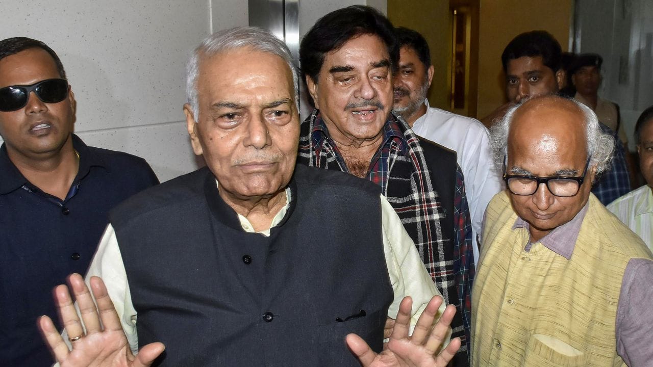 Yashwant Sinha: 'ওনার কাছে আমার স্টেটাস হয়তো অনেক নীচু', নীতীশের মুখ ...