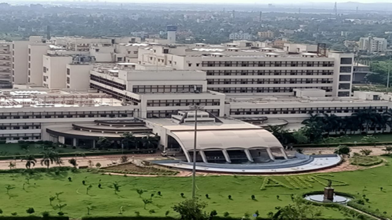 AIIMS Recruitment: পাশের রাজ্যে কেন্দ্রীয় সরকারি হাসপাতালে একাধিক পদে ...