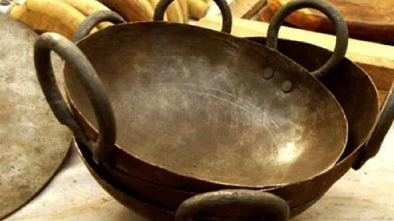 Pitru Paksha 2022: পিতৃপক্ষে লোহার পাত্র ব্যবহার করা কি উচিত? তর্পণের ...