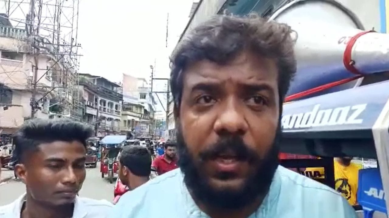 Jalpaiguri: শুভেন্দুর কর্মসূচির কয়েক ঘণ্টা আগেই জলপাইগুড়িতে BJP অফিসের সামনে বিক্ষোভ তৃণমূলের ...