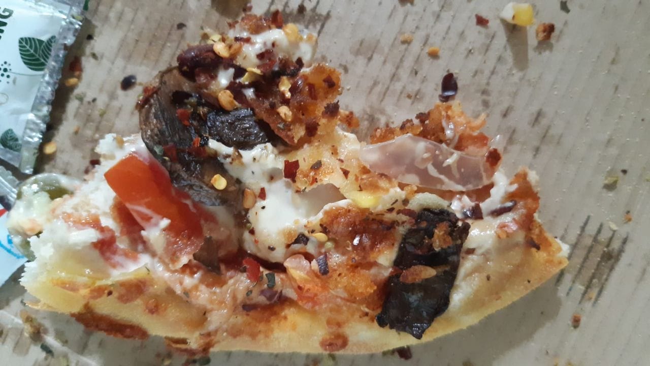 Pizza Scam Mumbai: Pizza খেতে ভালবাসেন? এই ব্যক্তির অভিজ্ঞতা শুনলে ...