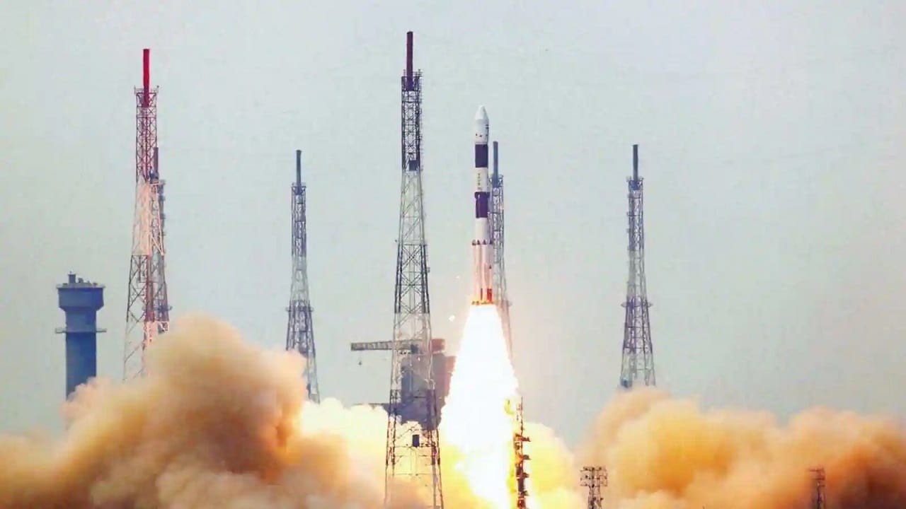 ISRO PSLV-C54: বছর শেষে ইসরোর বড় চমক, লঞ্চ হয়ে গেল ওসিয়ানস্যাট 3 ও ...