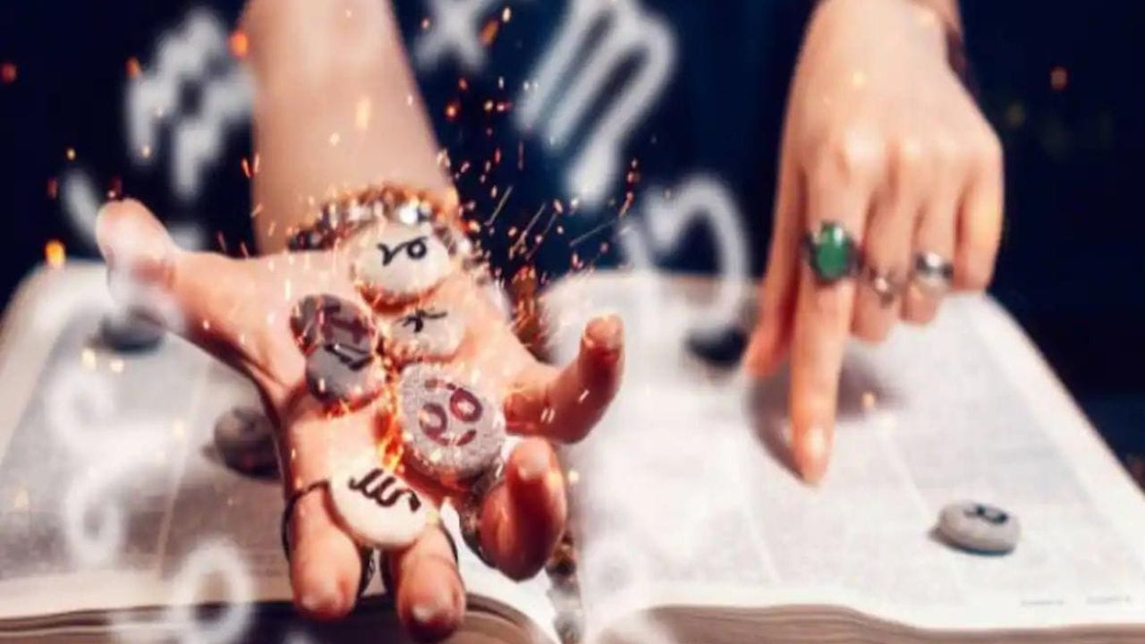 Shukra Gochar 2022: ডিসেম্বরের গোড়ায় শুক্র থাকবে সহায়! এই ৪ রাশির ...