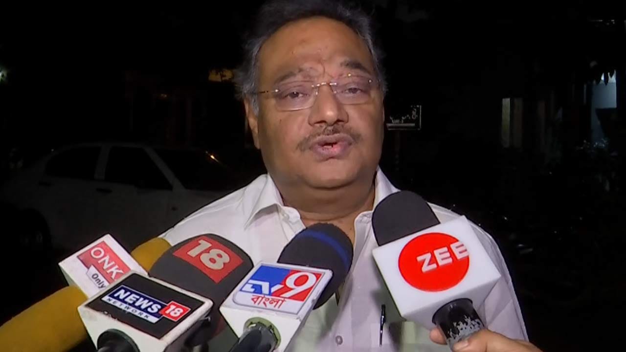 Shamik Bhattacharya: '২৩ হাজার কোটি টাকা ডিএ দিতে হলে কোথায় দাঁড়াবে ...