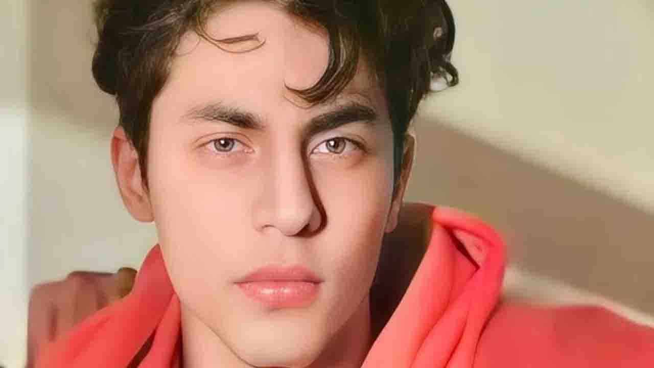 বছর শুরু পর থেকেই পর পর দুই বড় ছবির মুক্তি ঘটে অভিনেত্রী অনন্যা ...