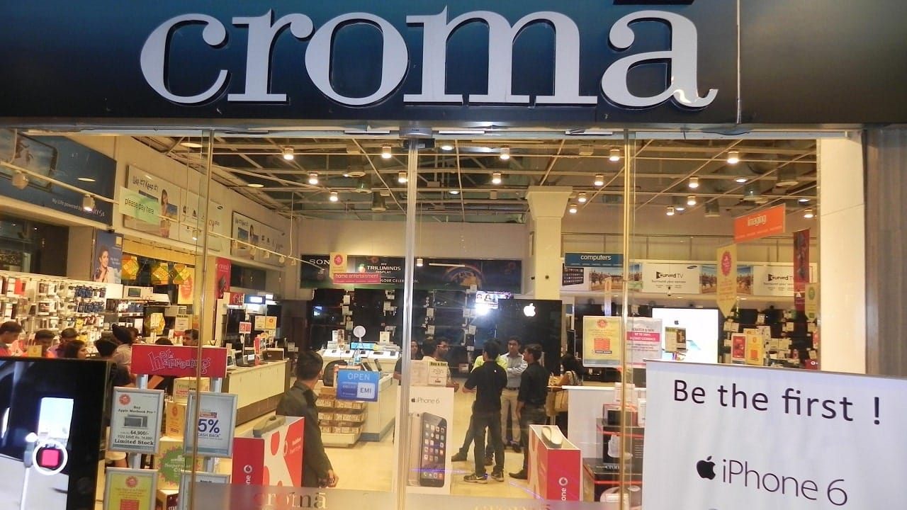 Croma New Year Sale: বছর শেষে Croma-র বিরাট সেল, ফোন-ল্যাপটপ কিনলে ...