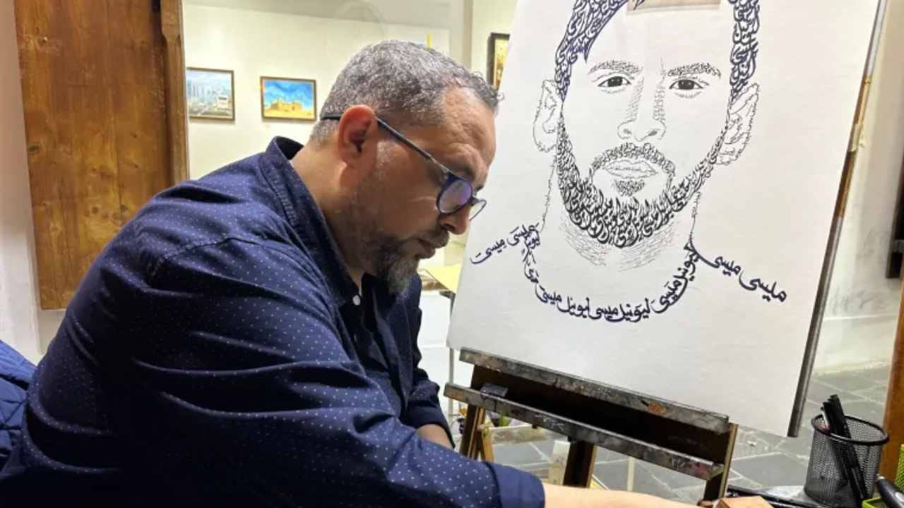 Lionel Messi calligraphy: দোহায় মেসির ক্যালিগ্রাফির চাহিদা তুঙ্গে ...