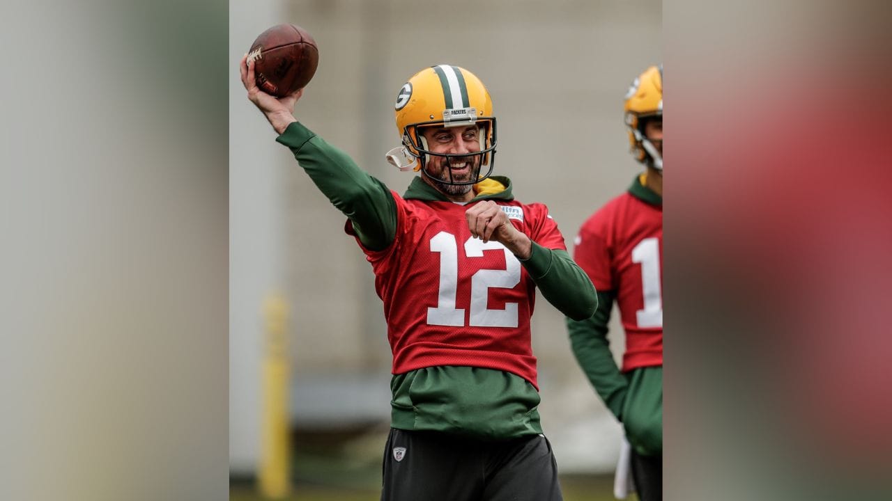 Aaron Rodgers: কোটিপতির মেয়ের প্রেমে পড়েছেন অ্যারন রজার্স! | Aaron ...