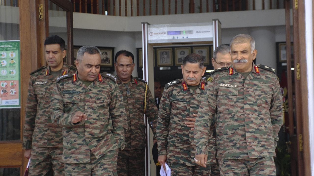 Indian Army Chief: কলকাতায় এলেন সেনাপ্রধান মনোজ পাণ্ডে, ফোর্ট ...