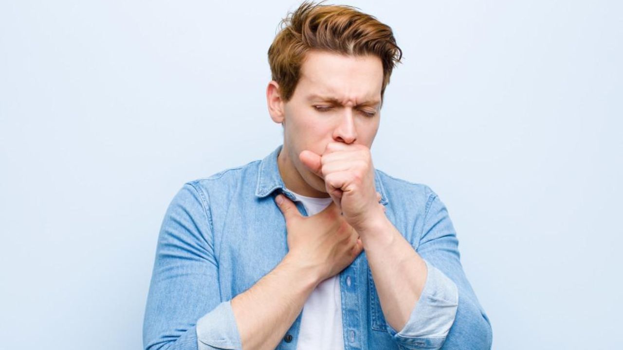 Dry Cough: শীতে লাগাতার শুকনো কাশির সমস্যায় ভুগছেন? নিরাময়ের জন্য রইল ...