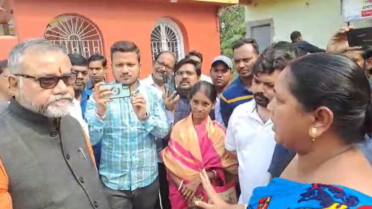 Tapas Roy in Didir Doot: 'আবাস যোজনায় ঘর পাচ্ছি না কেন?', তৃণমূল ...