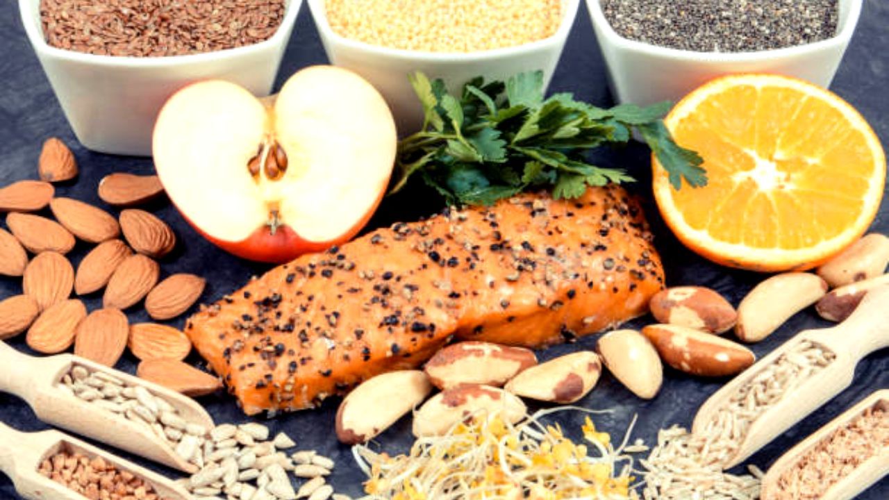 Thyroid Diet Plan থাইরয়েডকে বাগে আনতে চান মেনে চলুন এই ডায়েট Bengali News Here Are Tips