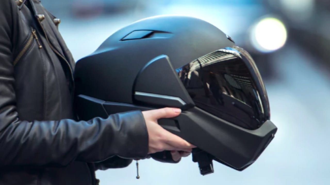 Helmet Buying Guideline: নতুন বাইক কিনেছেন? হেলমেট কেনার সময় শুধু লুক ...