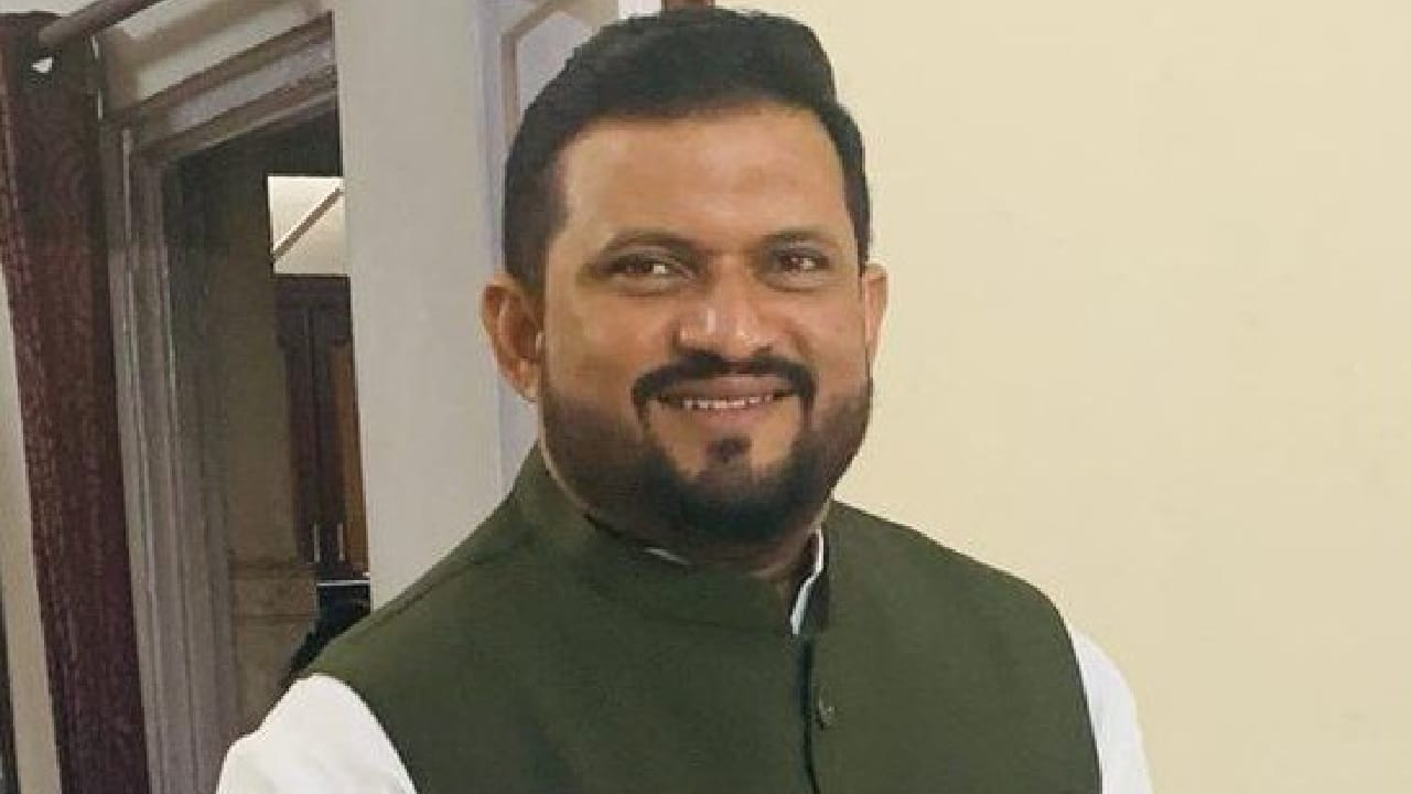 MP Mohammed Faizals: দুই মাসের মধ্যে সাংসদ পদ ফিরল এনসিপি নেতার, শিক্ষা ...