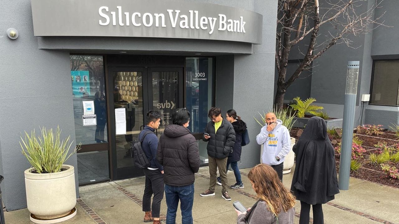 Silicon Valley Bank: রাতারাতি বন্ধ হয়ে গেল সিলিকন ভ্য়ালি ব্যাঙ্ক ...
