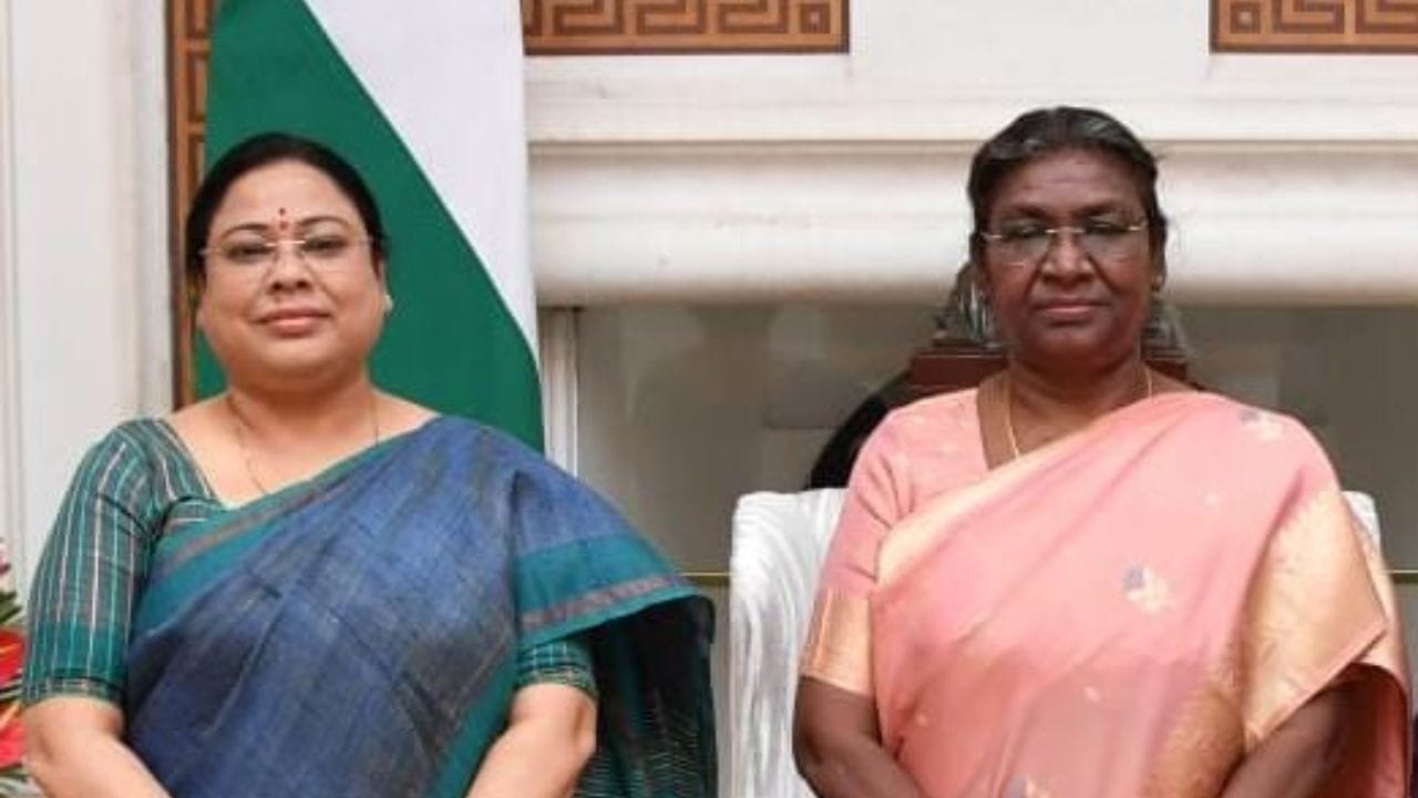 Debasree Chaudhuri meets President: 'বাংলার কথা শুনে উদ্বেগ প্রকাশ ...
