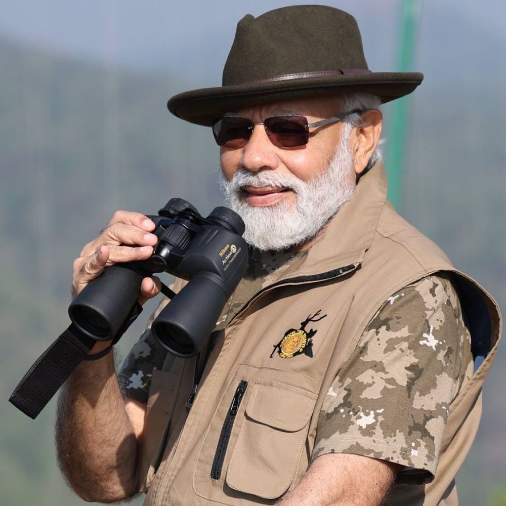 Narendra Modi in Safari: অস্কার জয়ী তথ্যচিত্রের দুই চরিত্রের সঙ্গে ...