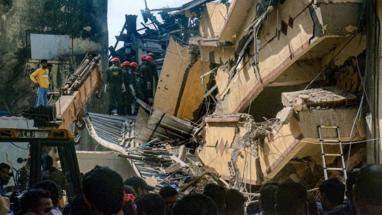 Bhiwandi building collapse: বাড়ি ভাঙার ২১ ঘণ্টা পরও চলছে উদ্ধারকাজ ...