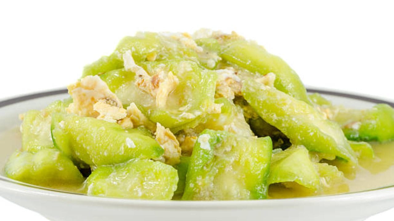 Authentic Bengali Recipe: অল্প তেল-মশলা দিয়ে বানিয়ে ফেলুন বাঙালির বহু ...