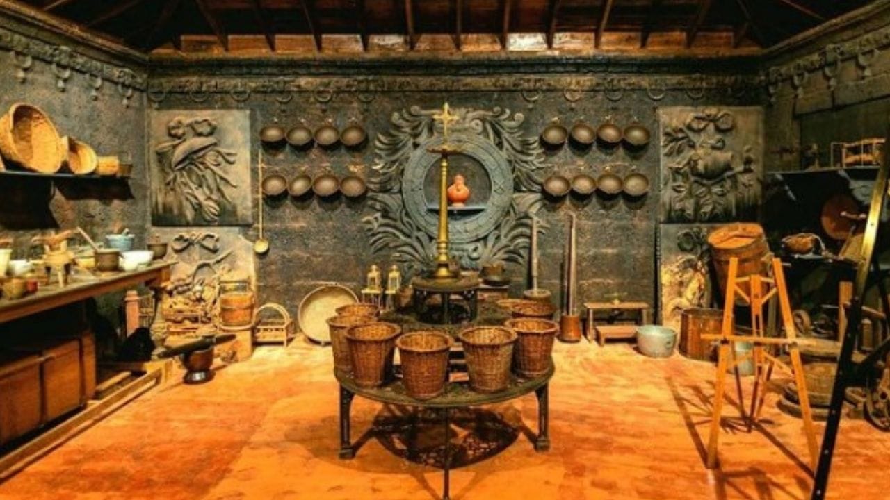 Alcohol Museum: ব্যাচেলর ট্রিপে গোয়ার প্ল্যান? গেলে মিস করবেন না মদের ...