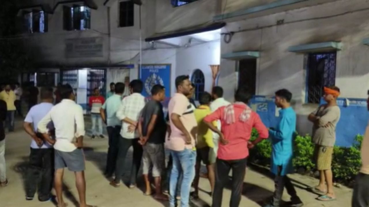 Asansol: তৃণমূল কাউন্সিলের মেয়ের ছবি বিকৃত করে ভাইরাল করার অভিযোগ ...