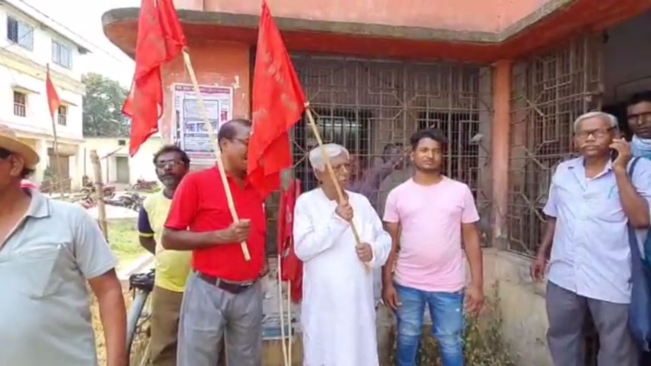 CPIM: মনোনয়ন দাখিলের মাঝেই ভাঙন শাসক শিবিরে, দাসপুরে CPM-এ যোগ দিলেন তৃণমূলের ১৫ জন - Bengali ...