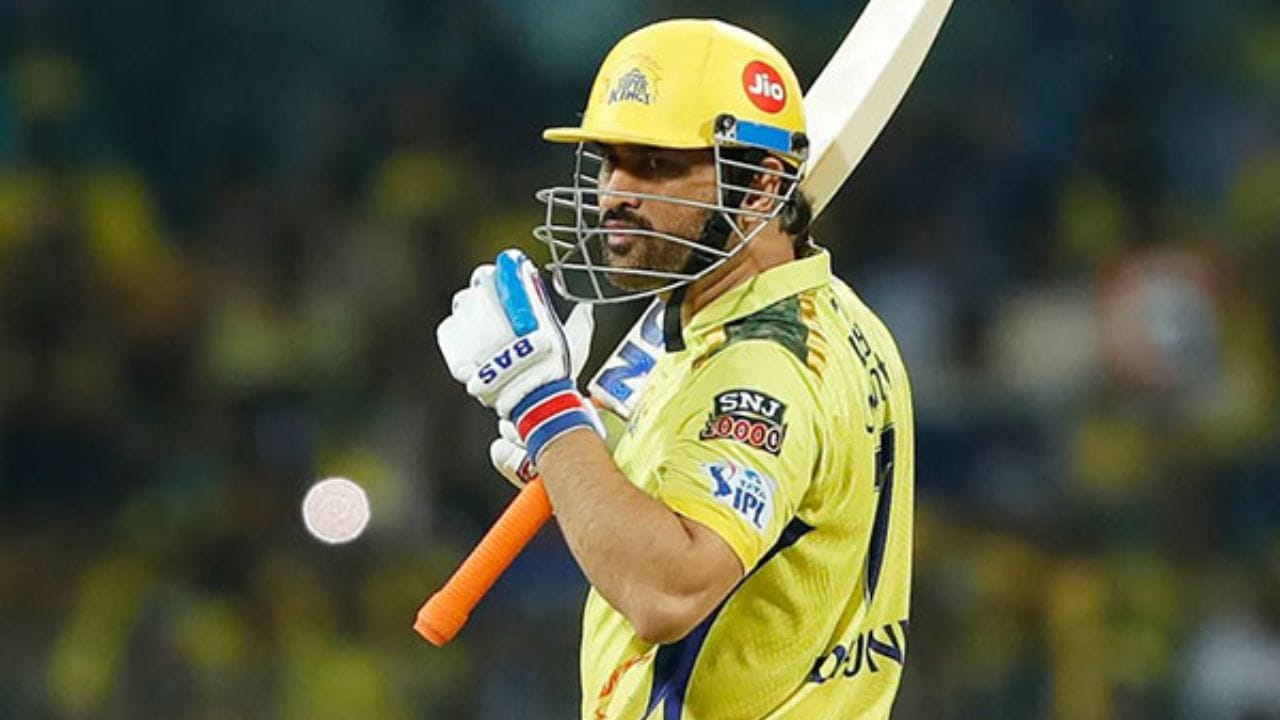 MS Dhoni: ‘প্রত্যেকেই জানতো, নিজে কখনও অভিযোগ করেনি’, ধোনিকে নিয়ে নতুন ...