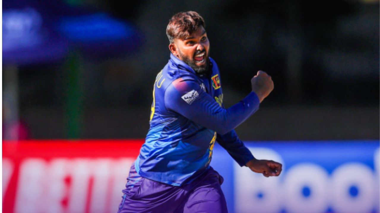 Wanindu Hasaranga : টানা তিন ম্যাচে ৫ উইকেট, বিশ্ব রেকর্ড গড়লেন লঙ্কা স্পিনার - Bengali News ...