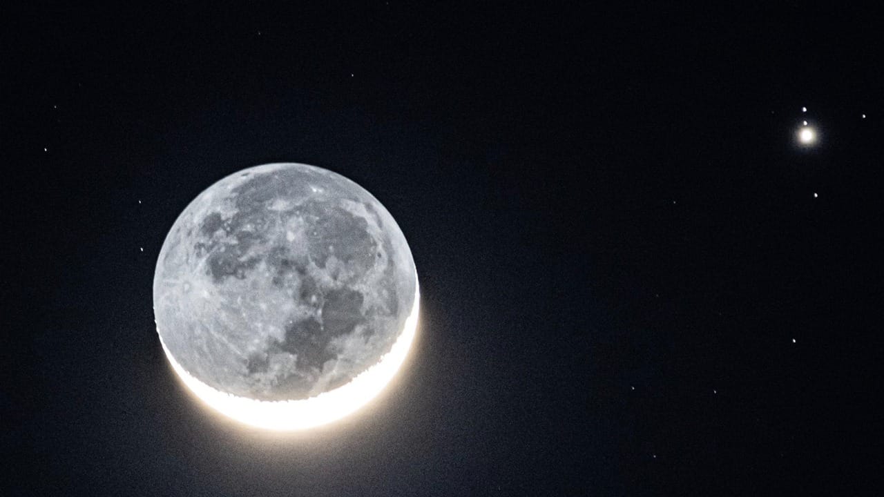 Lunar System: চাঁদ ছাড়া পৃথিবীর দিন ৬০ ঘণ্টার - Bengali News | Without ...