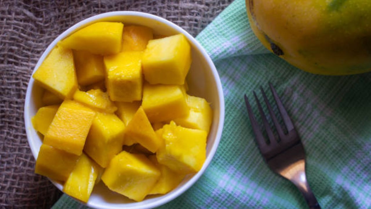 Mango Storage Tips: অফ সিজনেও চান পাকা আমের স্বাদ? সংরক্ষণ করুন নেই ...