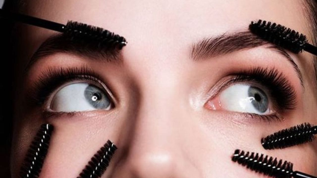 Mascara: মাস্কারা ব্যবহার করেন? তবে অবশ্যই মাথায় রাখতে হবে যে কয়েকটি ...