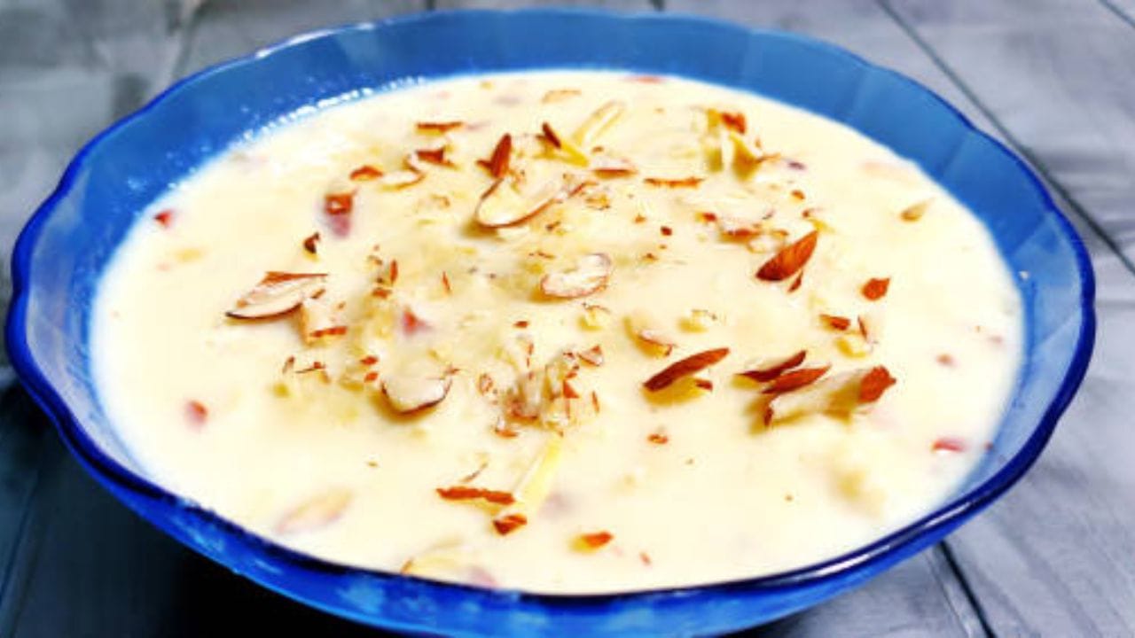 Bengali Payesh Recipe : জন্মদিন হোক পুজোর ভোগ এই লাল বাতাসার পায়েস ...