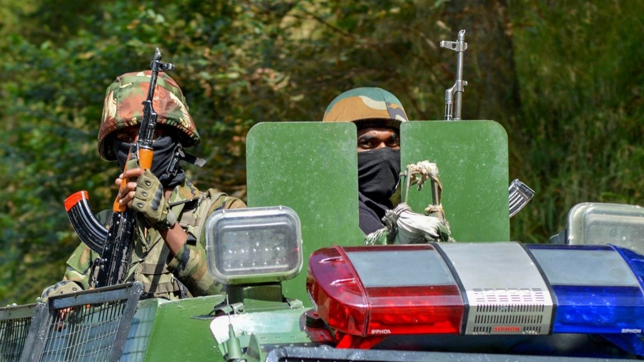 J&K Encounter: ১০০ ঘণ্টা পরও অনন্তনাগে জারি এনকাউন্টার, ড্রোন-রকেট লঞ্চার ব্যবহারের পরও কেন অধরা ...