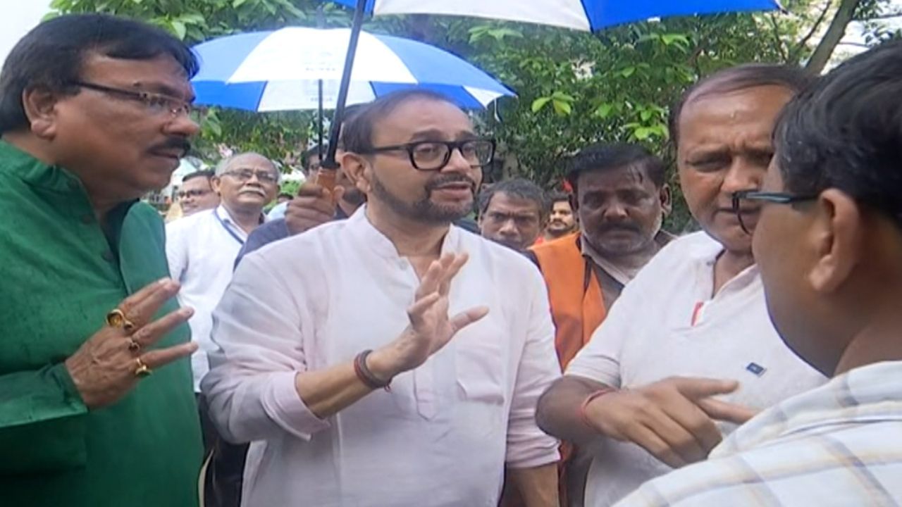 Dengue Situation: 'হয় করুন, না-হয় বিল ধরাব', ডেঙ্গি আবহে রেলকর্তাদের ...