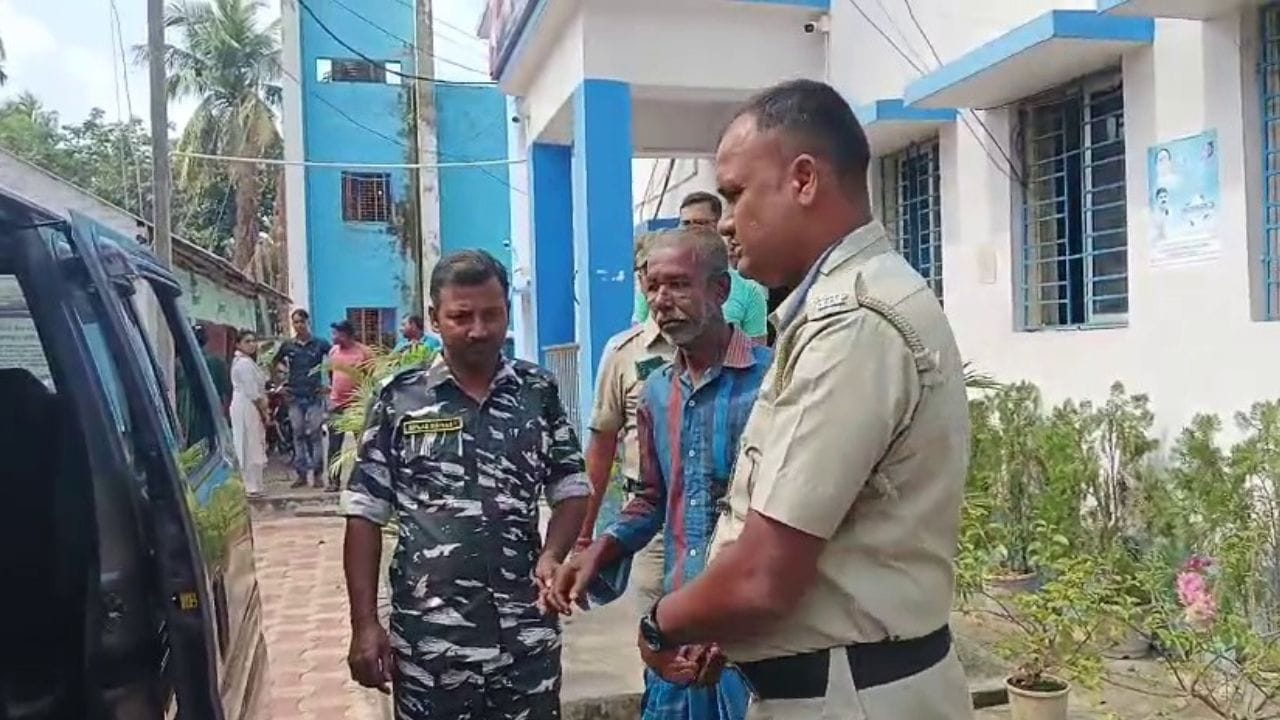 Basirhat Murder: ভাত দিতে দেরি, দড়ি দিয়ে বেঁধে স্ত্রীকে কুপিয়ে ...