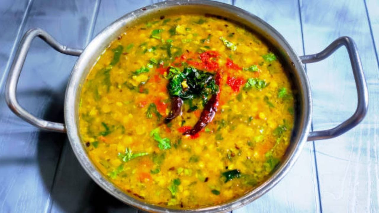 Daal Recipe: এইভাবে একবার ডাল বানিয়ে নিলে বাড়ির সবাই হাত চেটে খাবে ...