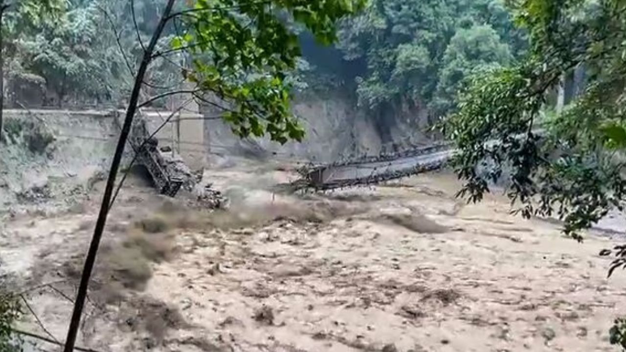 Sikkim disaster: কেদারনাথ, সিমলার মতোই অবস্থা সিকিমের, কেন? - Bengali News | Sikkim flash flood ...