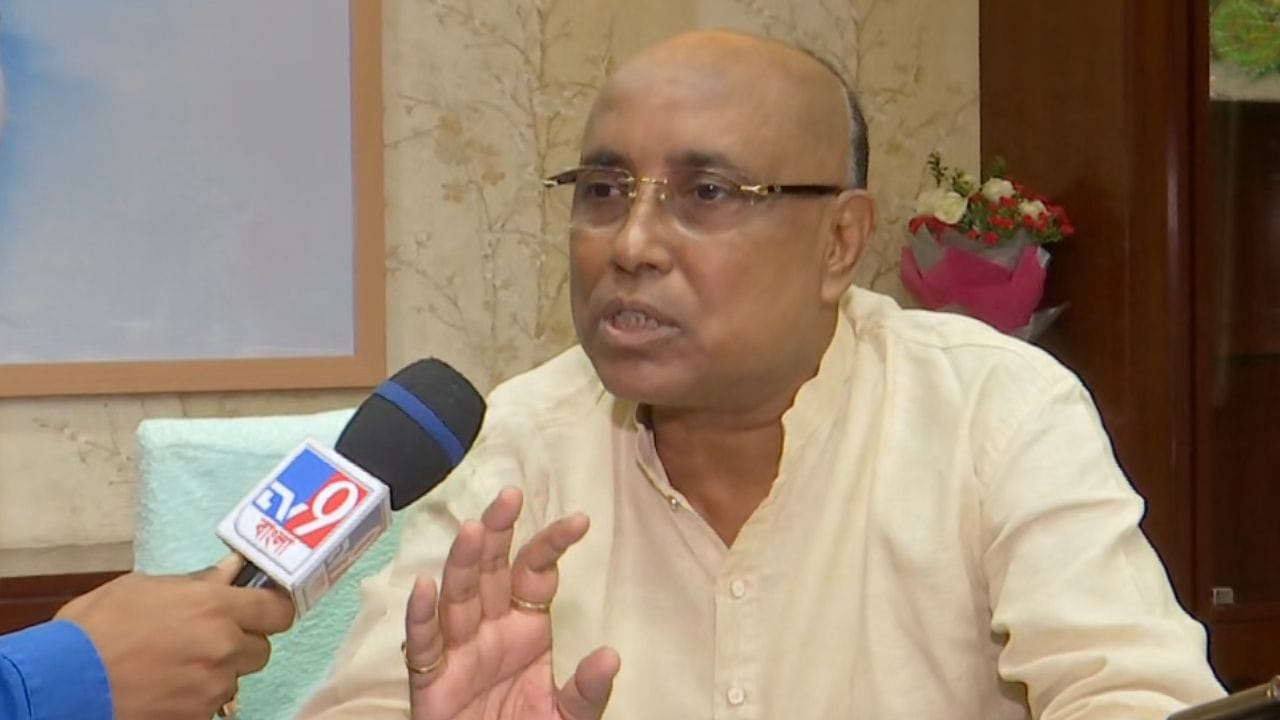 Ration: নড়েচড়ে বসল রথীনের দফতর, নিম্নমানের চাল সরবরাহের অভিযোগ পেতেই ...
