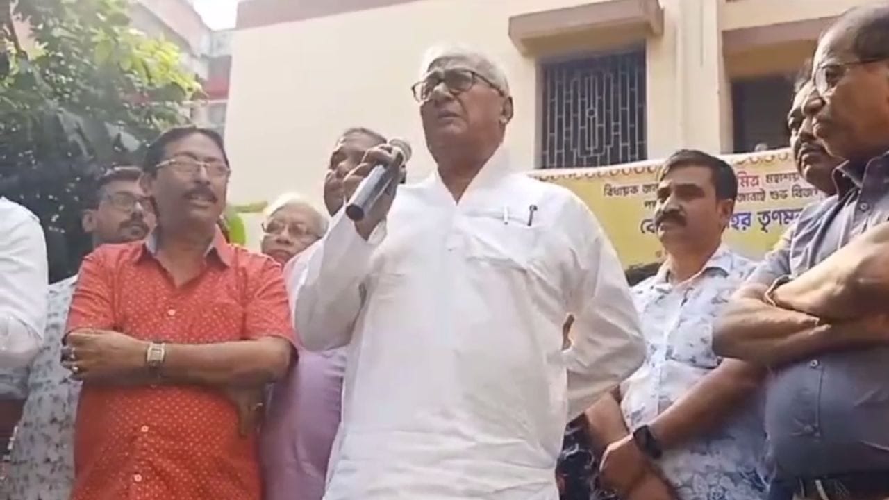 MP Sougata Roy: 'গোপাল পুরসভাটা ভাল চলছে না', প্রকাশ্যে ধমক সাংসদ সৌগতর ...