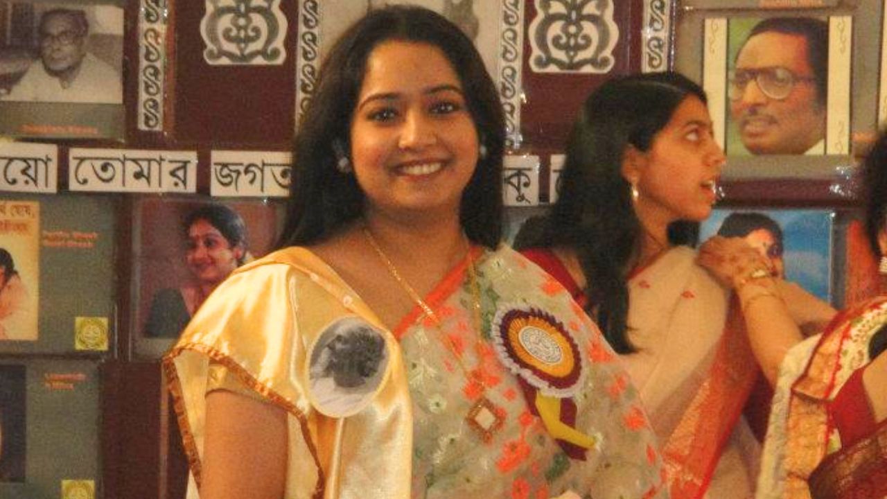 Priyadarshini Mallick: বালু-কন্যা কি সচিব পদ হারাচ্ছেন? কী করতে চলেছে ...