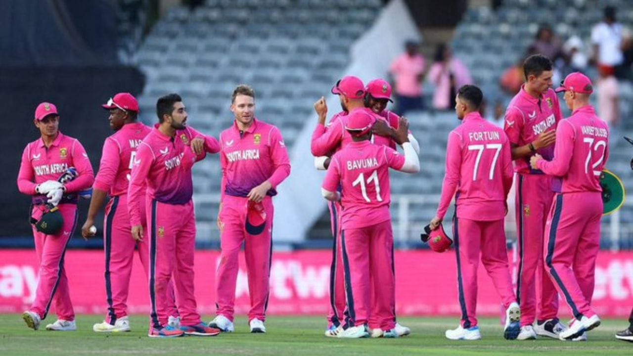IND vs SA ODI: ভারতের বিরুদ্ধে কেন গোলাপি জার্সি পরে খেলছে দক্ষিণ ...